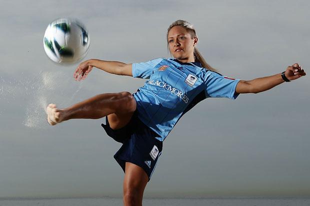 Loyalty means the world to Simon - A-Leagues