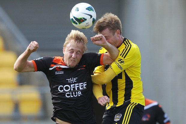 Phoenix, Roar share spoils - A-Leagues