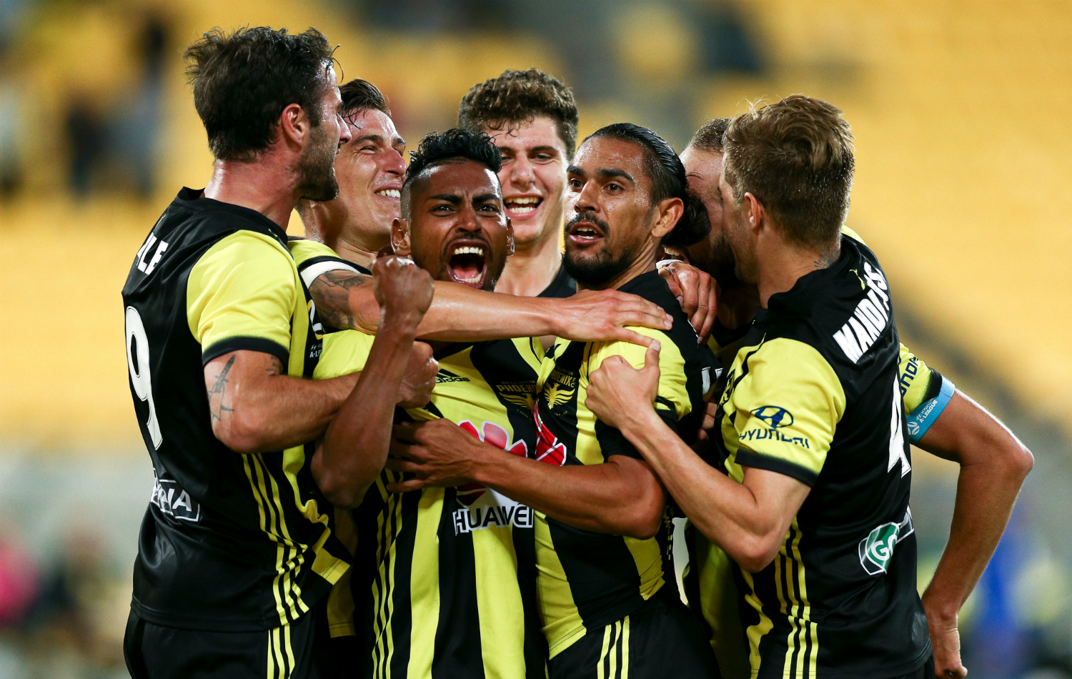 Four-goal Phoenix take full flight to leave Roar in ruins - A-Leagues