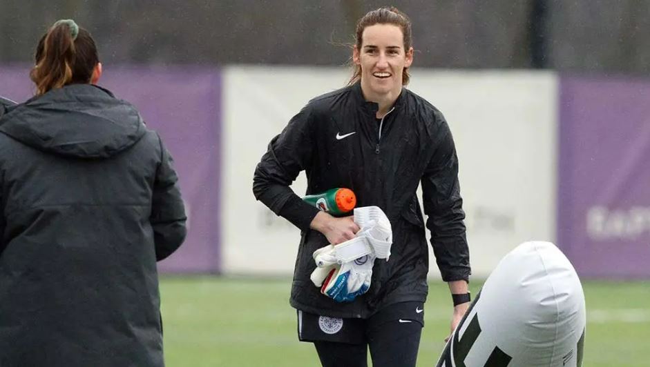 American goalkeeper Beall swaps Racing Louisville for Western United ...