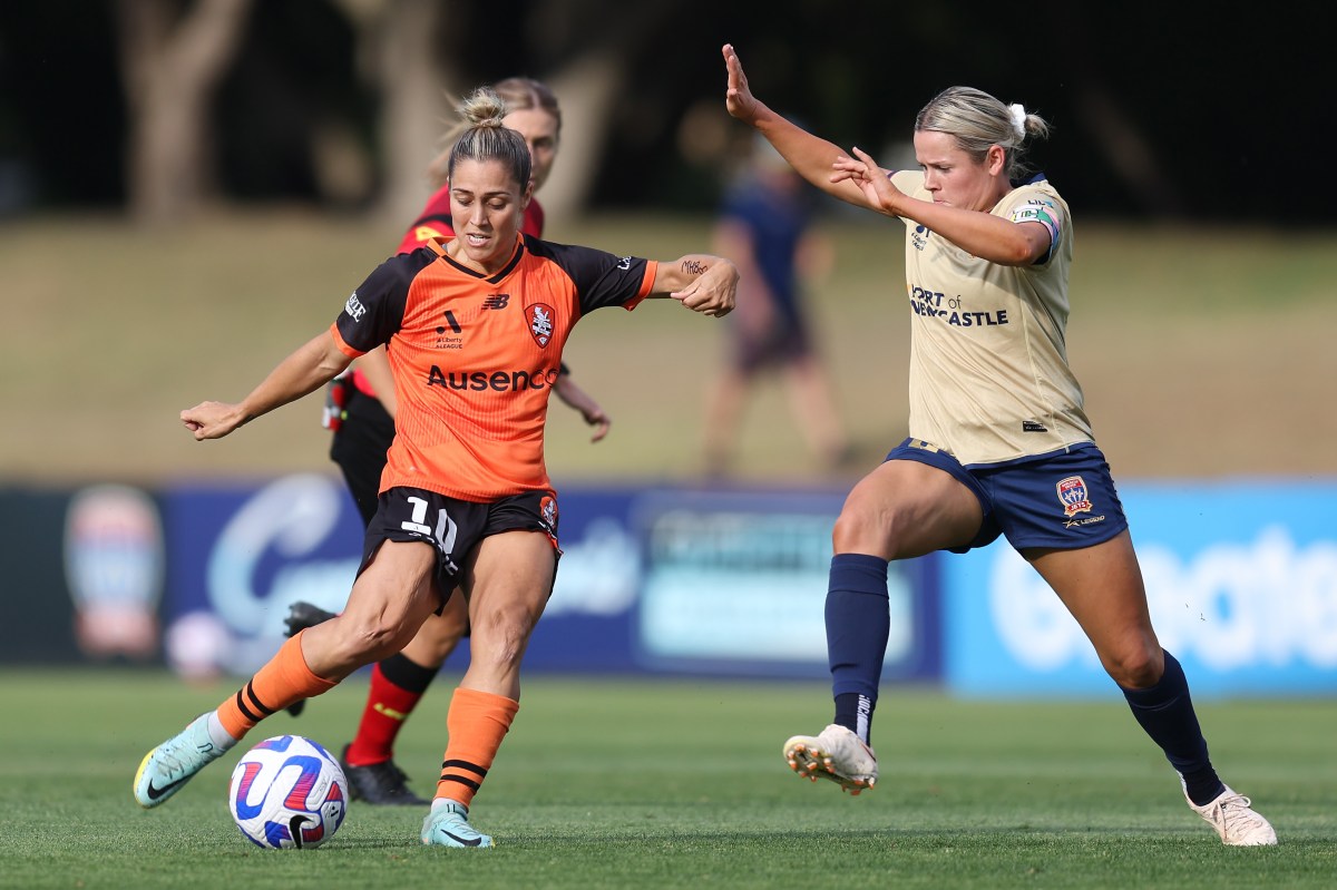 Gorry brace helps Brisbane go back-to-back, as Jets sweat on Agnew injury