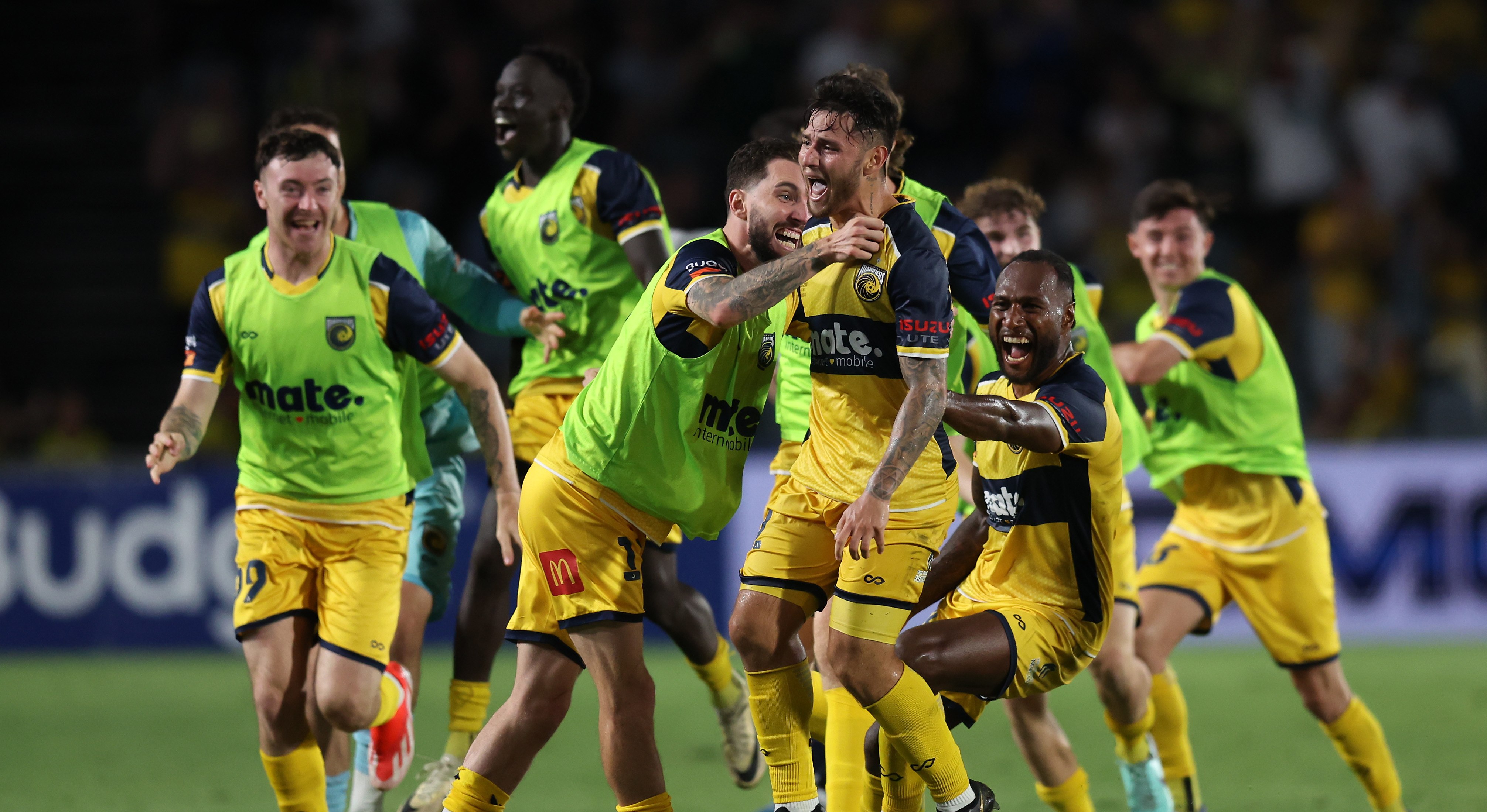 Mariners winger wins April Fan Player of the Month award