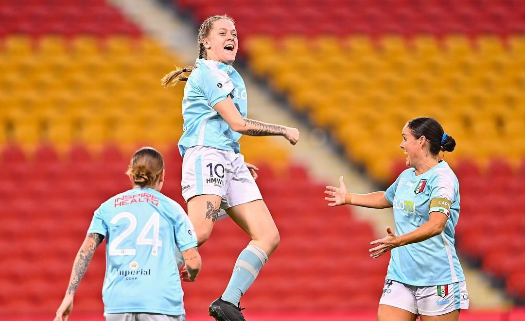 Matilda's twin joins sister at Brisbane Roar: 'A dream come true' - A ...