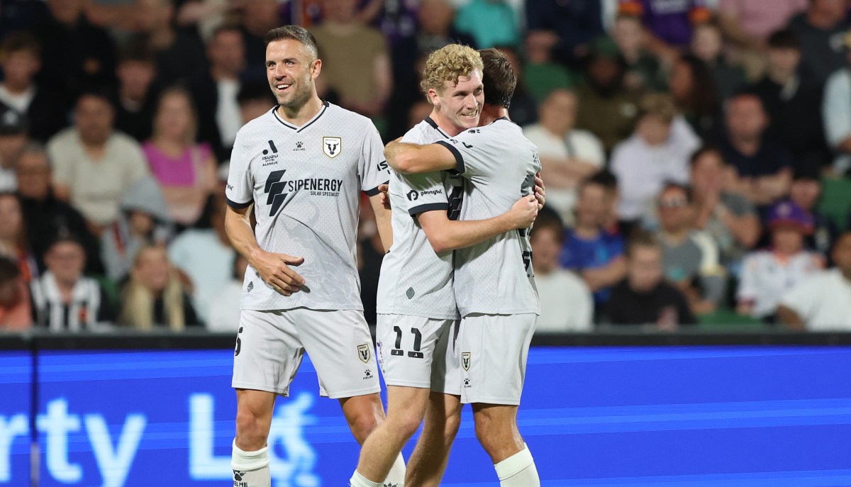 Glory 0-3 Macarthur: Jed Drew scores six-minute brace in comfortable ...