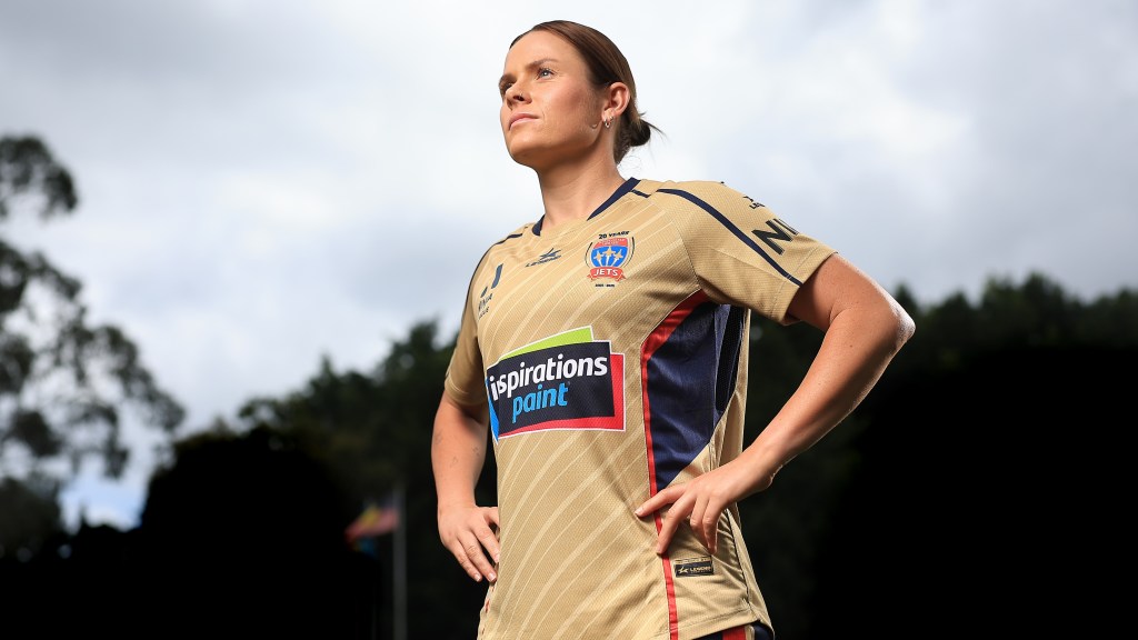 Newcastle Jets legend Cass Davis signs contract extension: Details