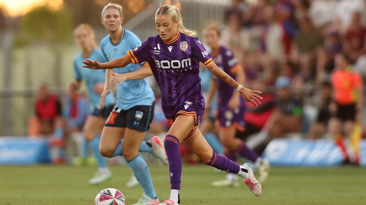 A-League Women transfer news: Perth Glory re-sign Cassidy, Johnston