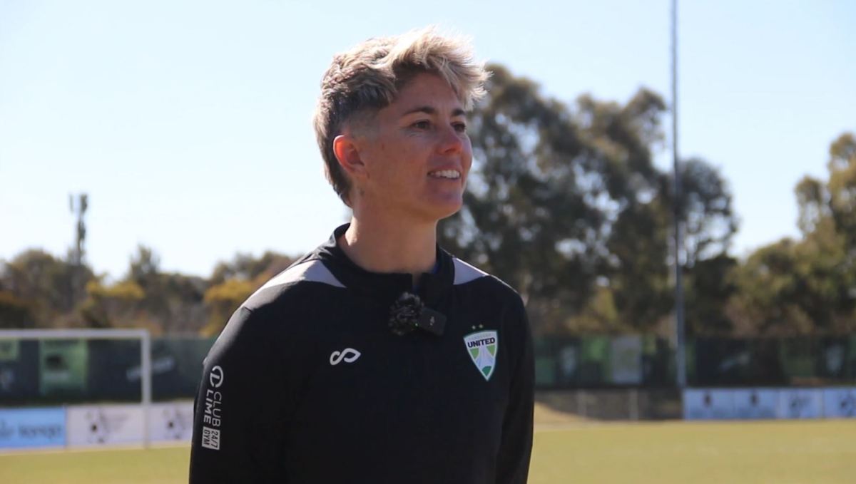 Matildas star Michelle Heyman explains reason for Canberra renewal