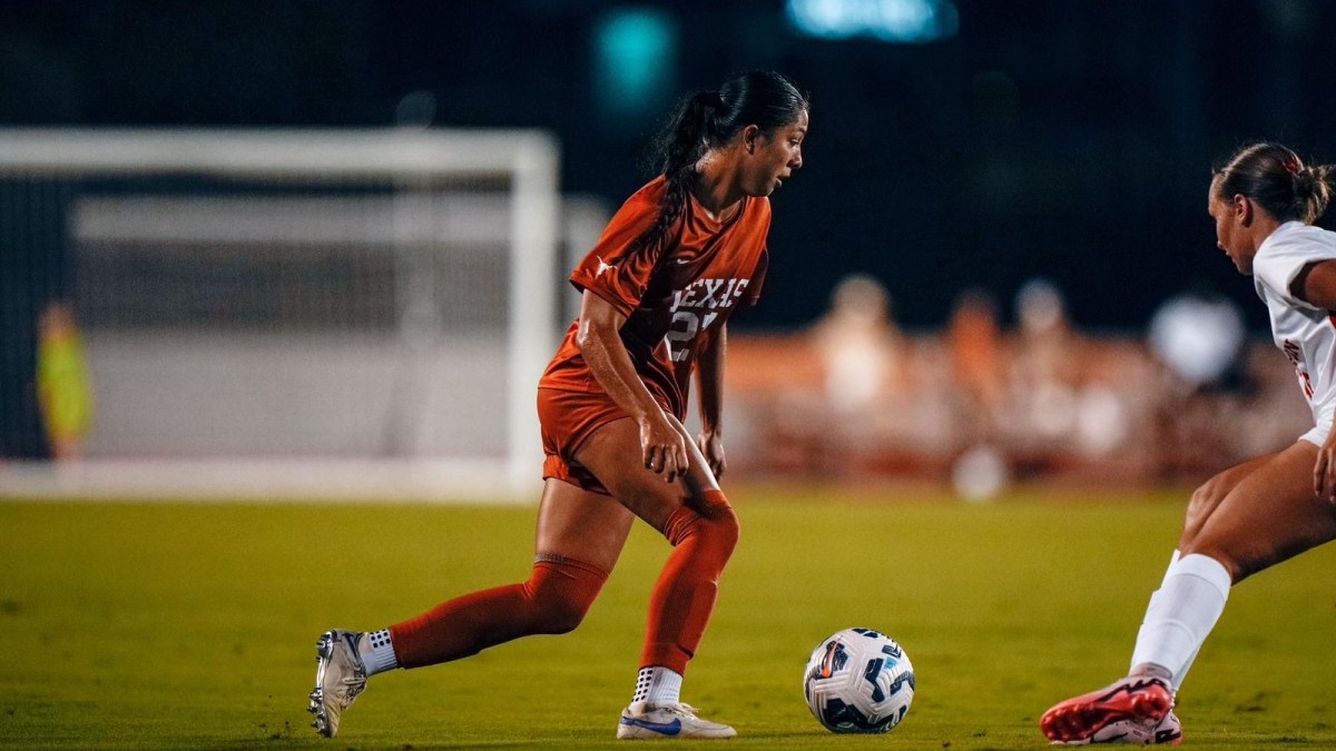 Brisbane Roar sign US striker Ashlyn Miller