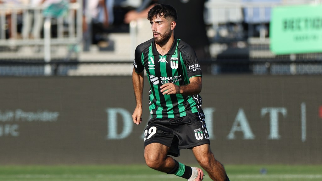 Perth Glory sign Iraq international Charbel Shamoon