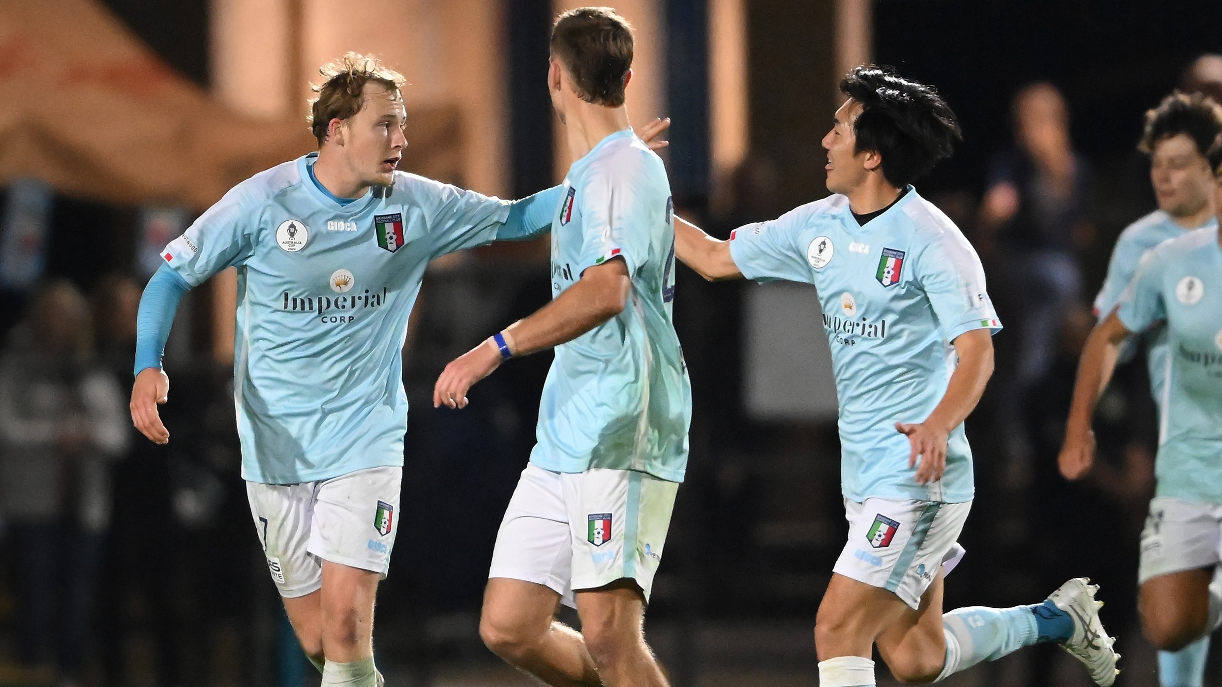 Brisbane Roar sign Noah Maieroni to first professional contract