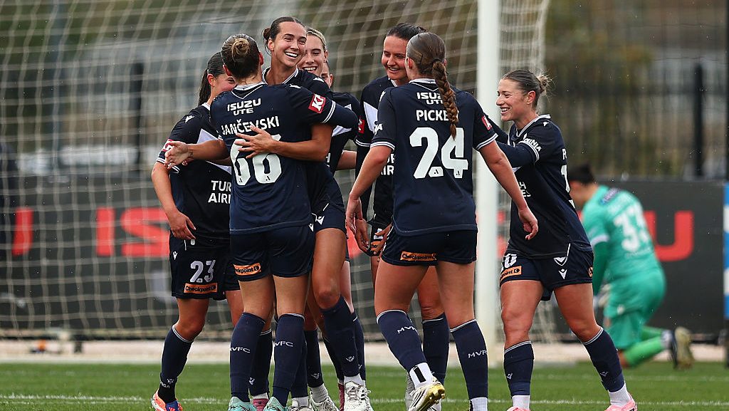 Melbourne Victory 3-0 Perth Glory: A-League Round 5 highlights