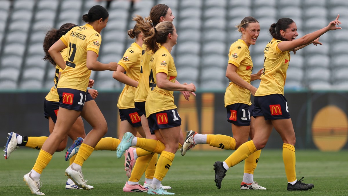Central Coast Mariners 3-0 Adelaide United: Match Report, Highlights