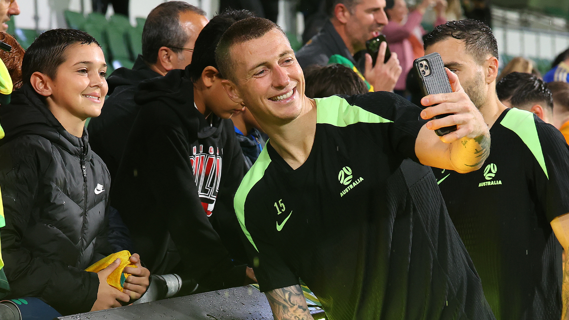 Socceroos star Mitch Duke returns to the west of Sydney - A-Leagues