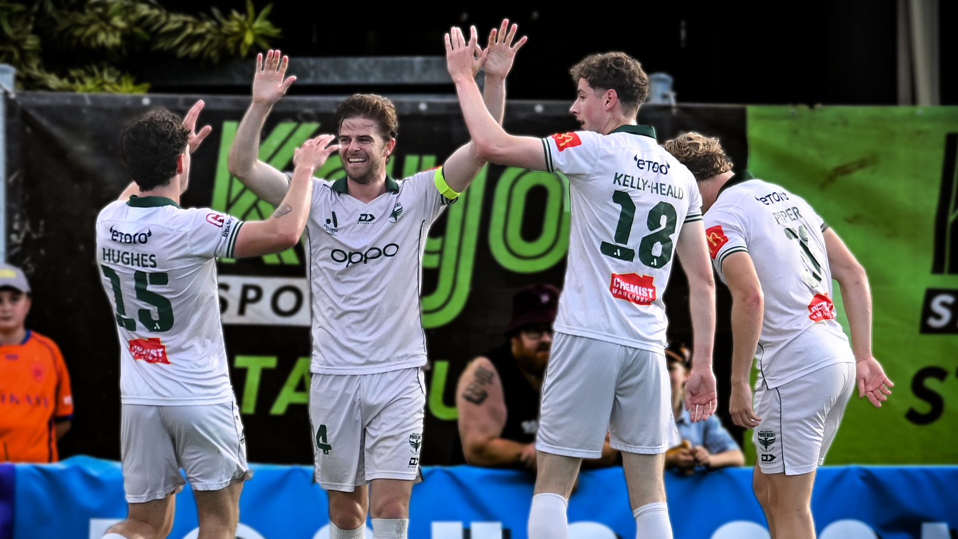 10-man Wellington stun Brisbane Roar in fractious Redcliffe rumble