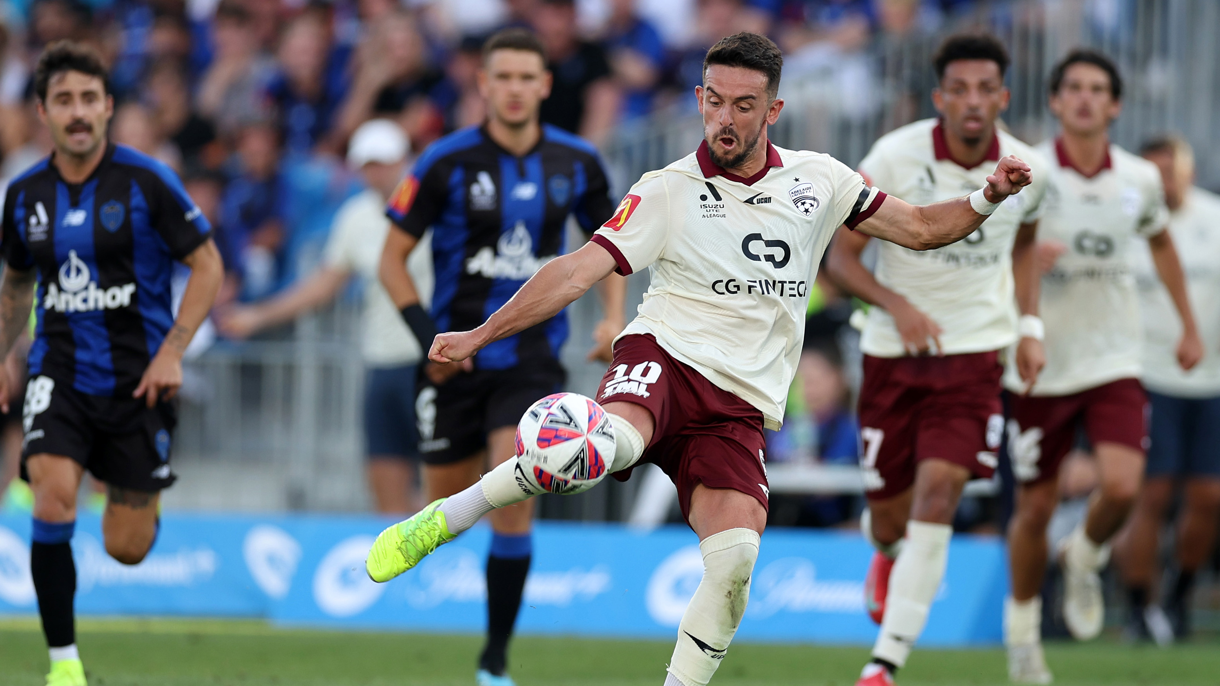 Newcastle Jets sign Zach Clough: A-League Transfer News