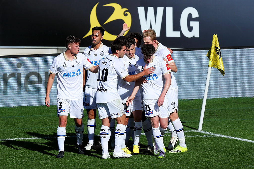 Wellington Phoenix 0-5 Auckland FC - Match highlights, goals